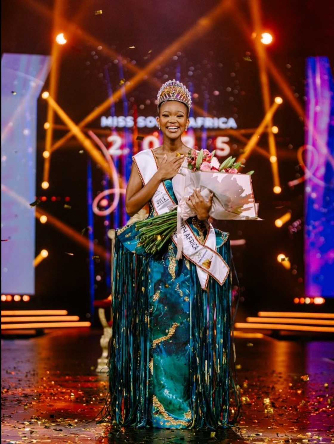 Miss SA Qhawe Mazaleni and 1st Princess Luyanda Zuma’s Video at Youth ...