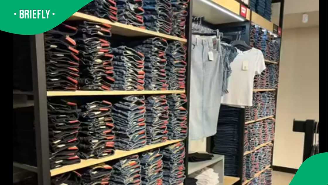 “Get Yours Now”: Durban Man Shares Plug for Massive Levi’s Jeans Sale ...