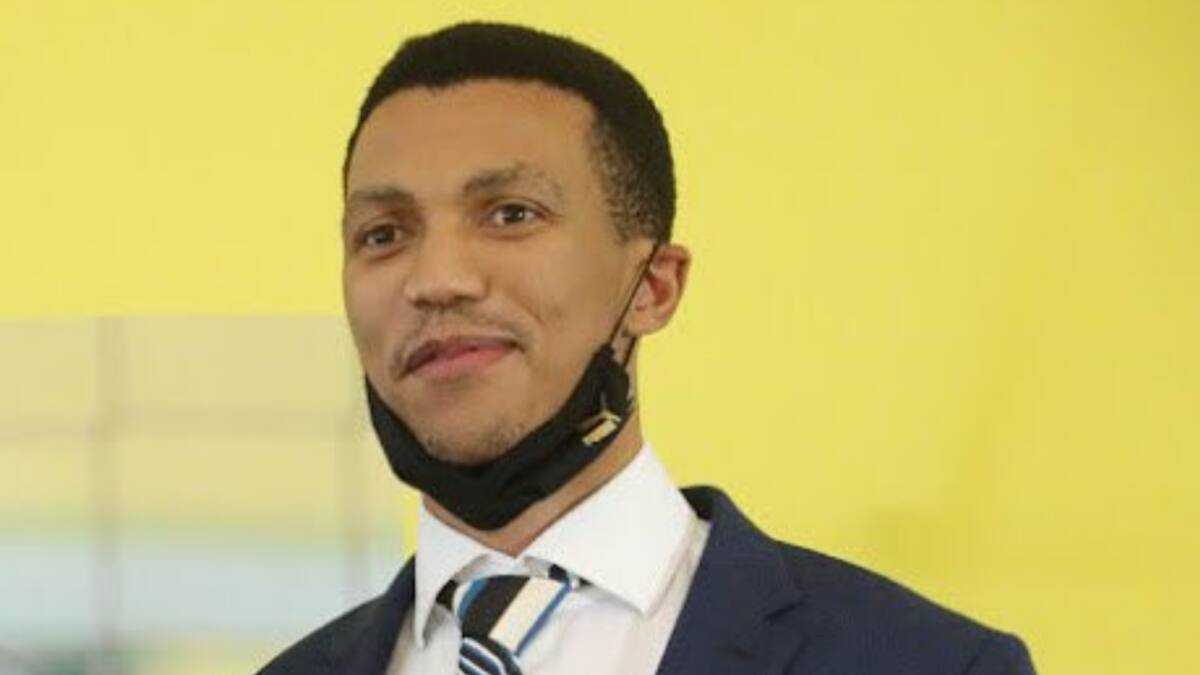 Tlhopie Motsepe: the man behind Mamelodi Sundowns’ success - Briefly.co.za