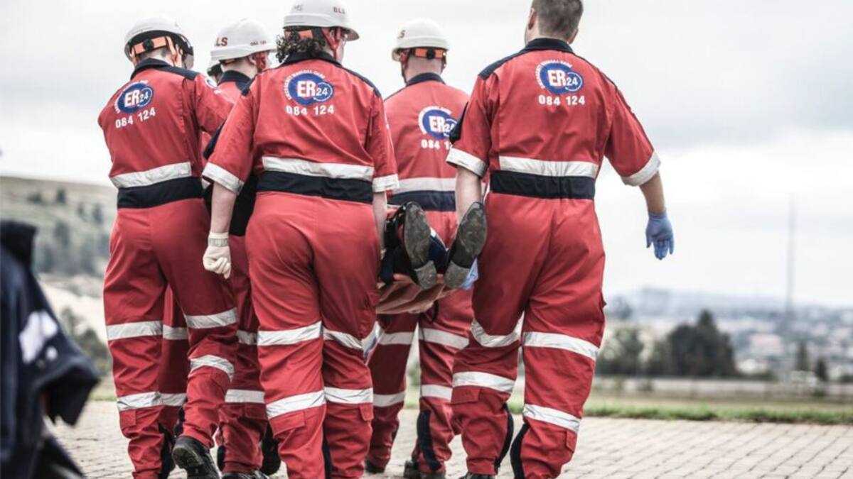 ER24 paramedic course fees, application process, requirements, contact ...
