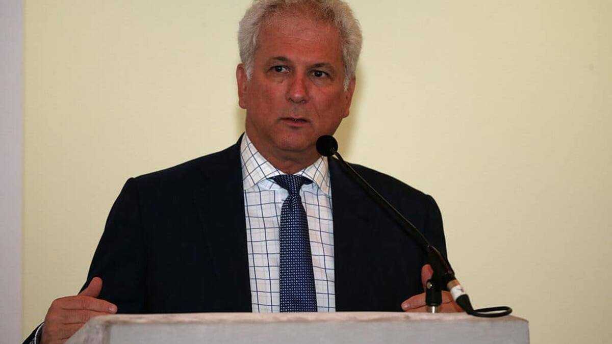 Who is Jerry Solomon? Age, wife, personal life, movies, profession, net ...