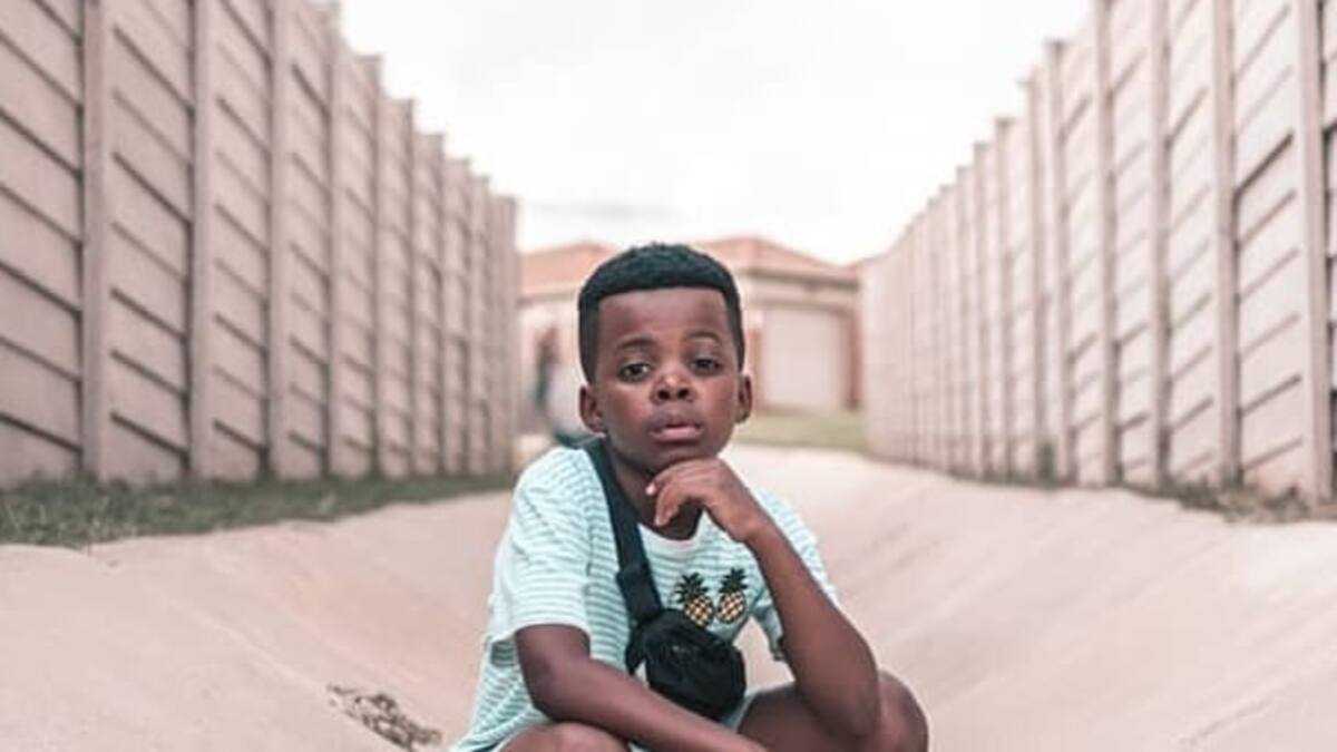 How much does Retha RSA earn and what is his net worth? - Briefly.co.za