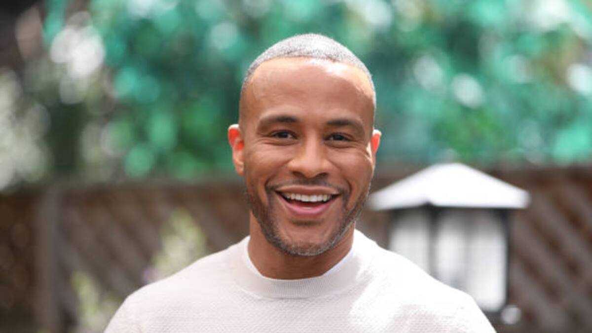 DeVon Franklin's net worth, age, family, twin, divorce, movies, books ...