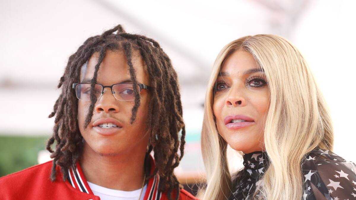 Who is Kevin Hunter Jr.? Age, baby, girlfriend, parents, career ...