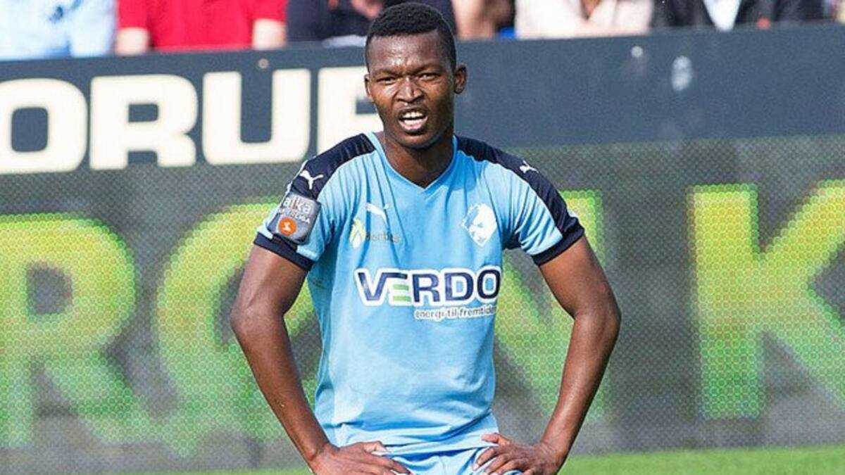 Mandla Masango bio, family, current team, salary, car, house, profile ...