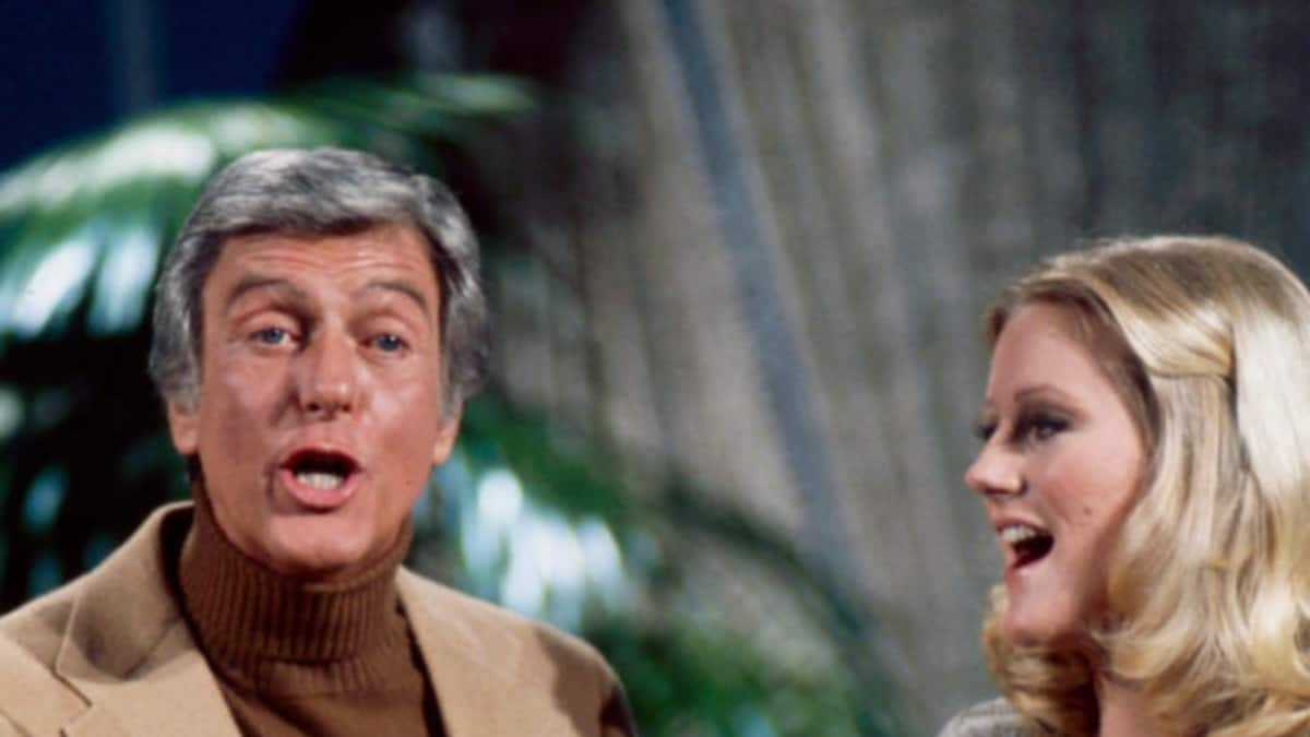 Stacy Van Dyke's age, bio, family, movies, height, profiles, net worth ...