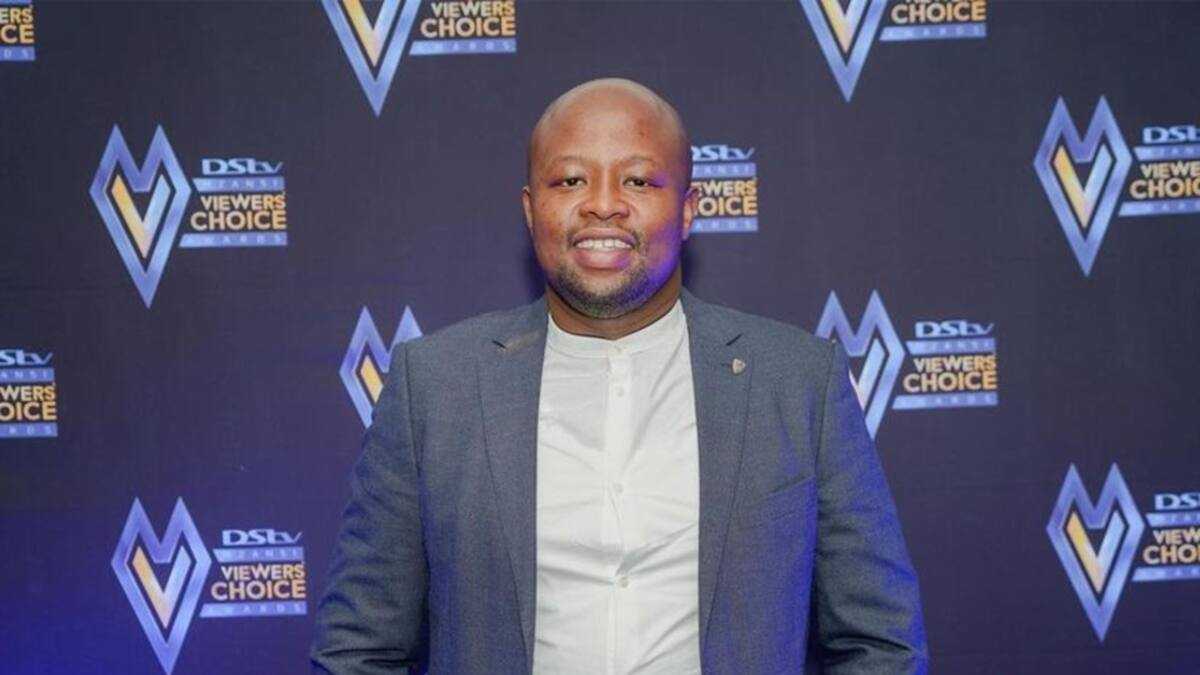 Who is DJ Naves? Age, bio, wife, real name, songs, albums, profiles ...