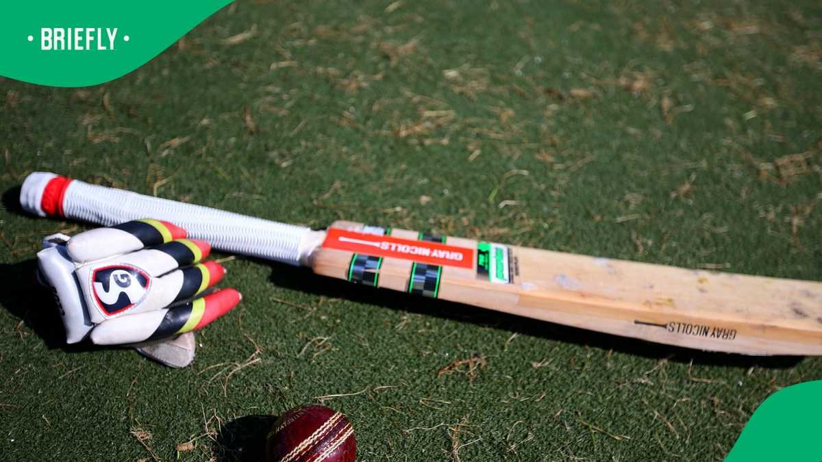 South African Cricket Legend And Former Rugby Player Geoff Dakin Dies ...