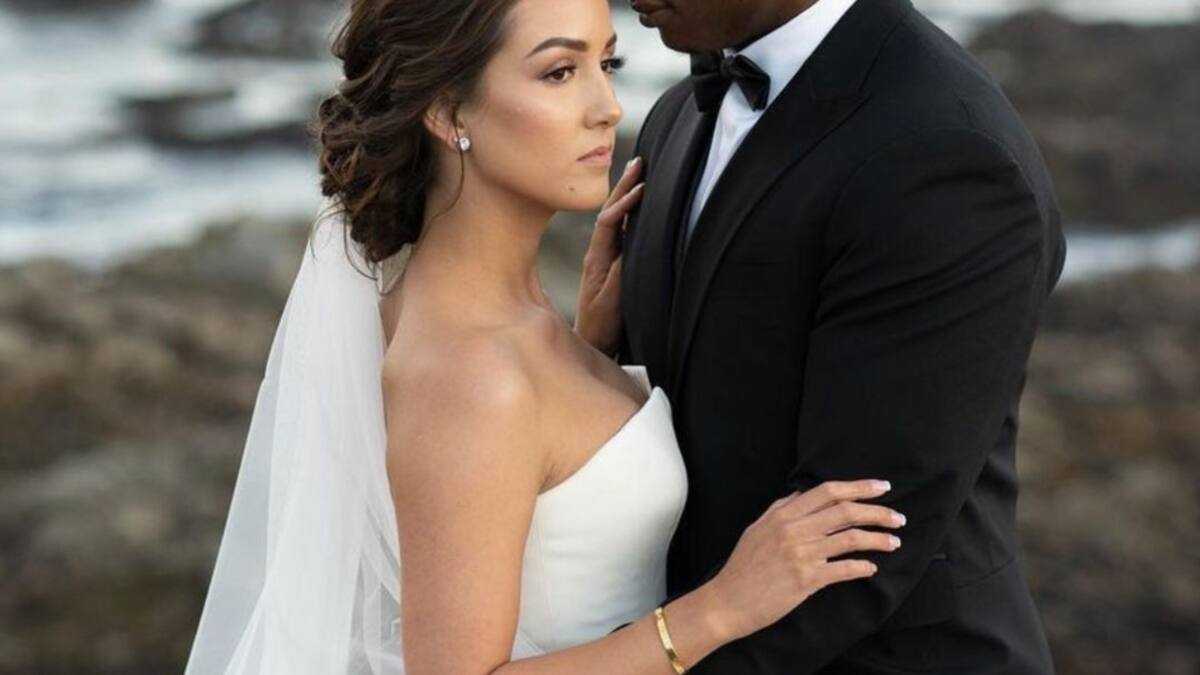 What does Devanne Villarreal do? All about Davante Adams' wife ...