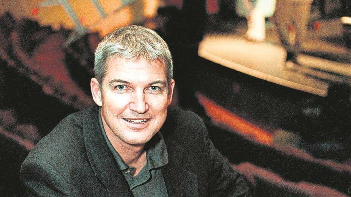 Who is Neil McCarthy? Age, family, education, career, TV roles, profiles - Briefly.co.za