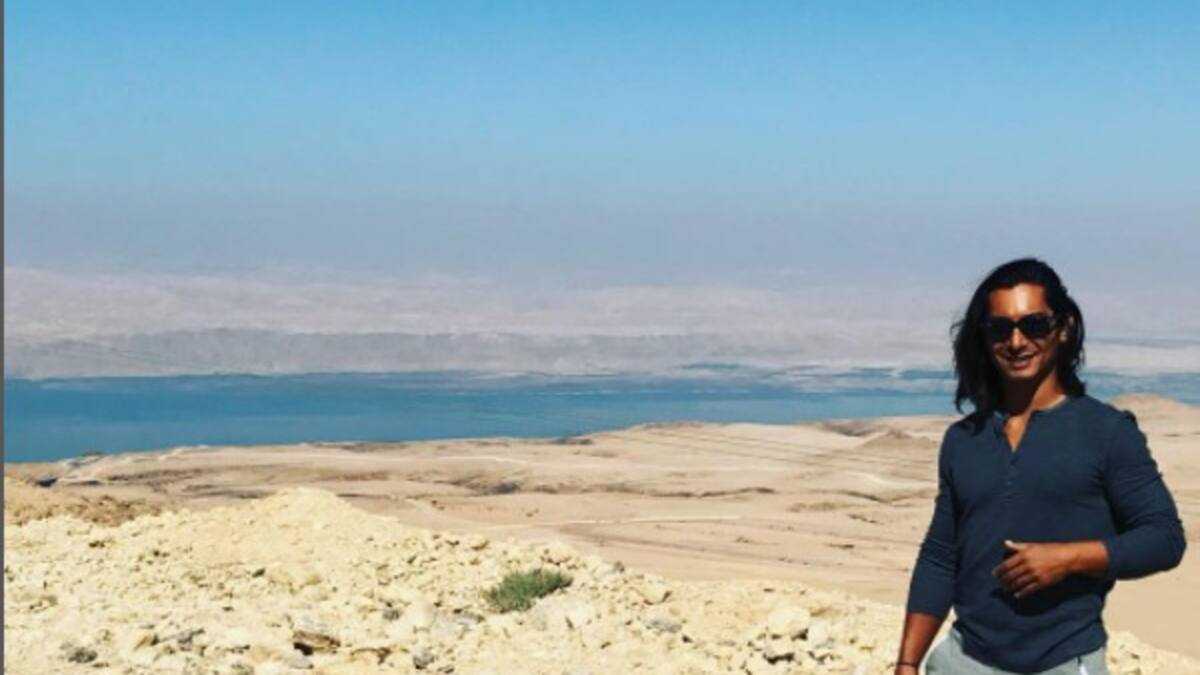 Who is Joshua Fabia? Age, wife, height, MMA, record, profiles, net ...