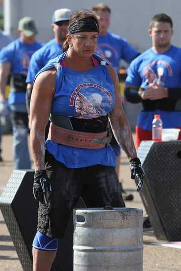 Amber Deluca biography: age, height, education, bodybuilding, career ...