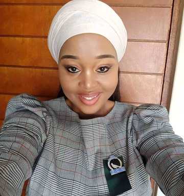 Winnie Mashaba Biography, Husband, Songs, Age, Child, and Latest News ...