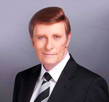 Riaan Cruywagen age, children, wife, parents, memes, hair, education ...