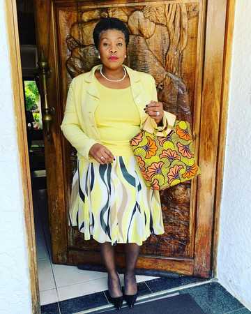 Yvonne Chaka Chaka bio: age, children, husband, songs, albums, movies ...