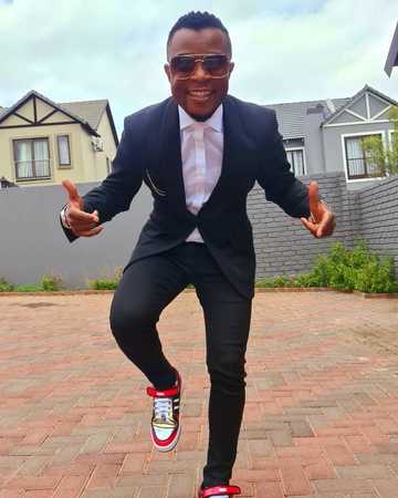 Who is Takie Ndou? Biography, age, divorce, nationality, songs list ...