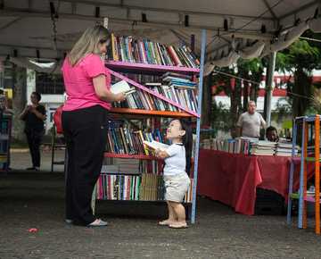 16 effective tips on how to talk to short people: Dos and Don'ts ...