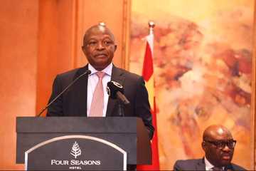 David Mabuza age, children, wife, education, current office, house ...