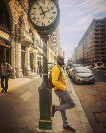 Clement Manyathela bio: age, wife, show, 702, images, profile, contact ...