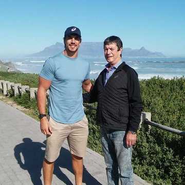Eben Etzebeth biography: age, height, arms, wife, wedding, injury ...