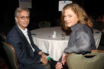 The untold story of Jay Weiss and Kathleen Turner's relationship ...
