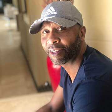 Lucas Radebe age, children, wife, parents, position, stats, current job ...