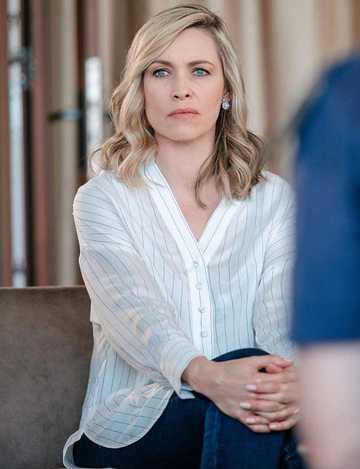 Mary Anne Barlow age, husband, movies, awards, profiles, net worth ...