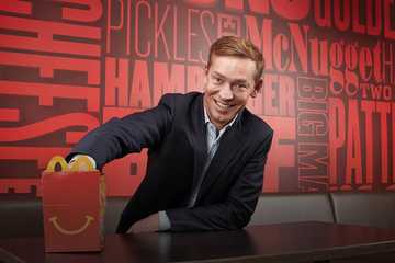 Chris Kempczinski: age, children, wife, education, salary, profiles ...