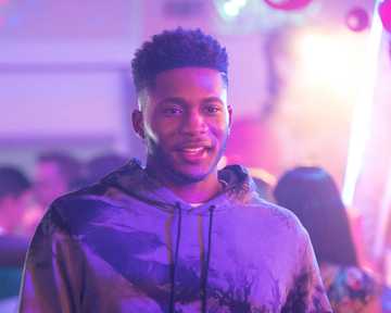 Darnell All American: Everything you need to know about Darnell Hayes ...