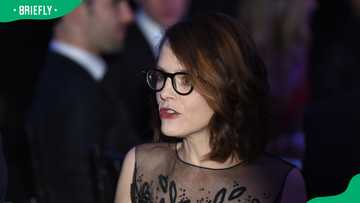 Meet Anne Stringfield: Steve Martin's wife and accomplished writer ...