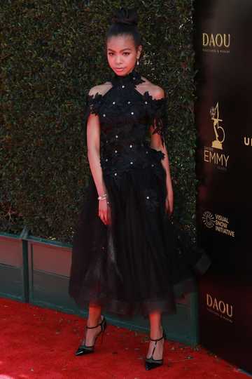 Who is Navia Robinson? Age, family, height, movies and TV shows ...