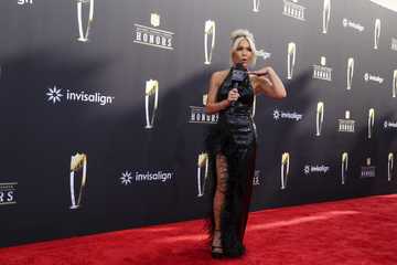 Meet Colleen Wolfe: Key facts about the NFL sports commentator ...