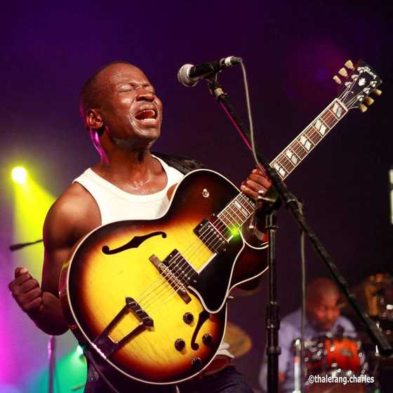 Selaelo Selota bio, age, family, songs, albums, genre, record label ...