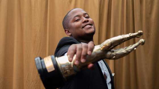 Siyabonga Sepotokele bio: Age, girlfriends, family, TV shows, new role ...