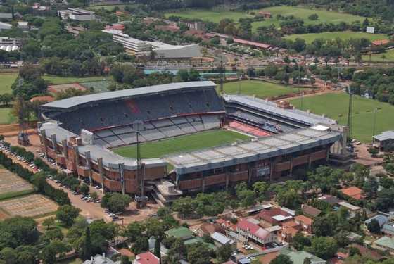 Biggest stadiums in South Africa and their capacity vs other African ...