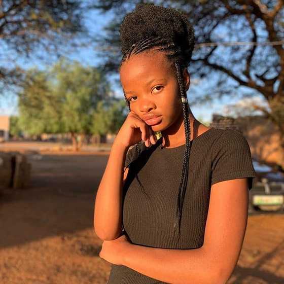 Botlhale Boikanyo age, boyfriend, parents, poems, albums, awards, car ...