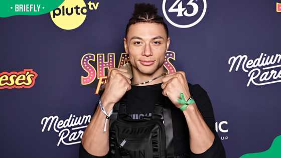 Chase DeMoor’s football journey and his transition to boxing stardom ...