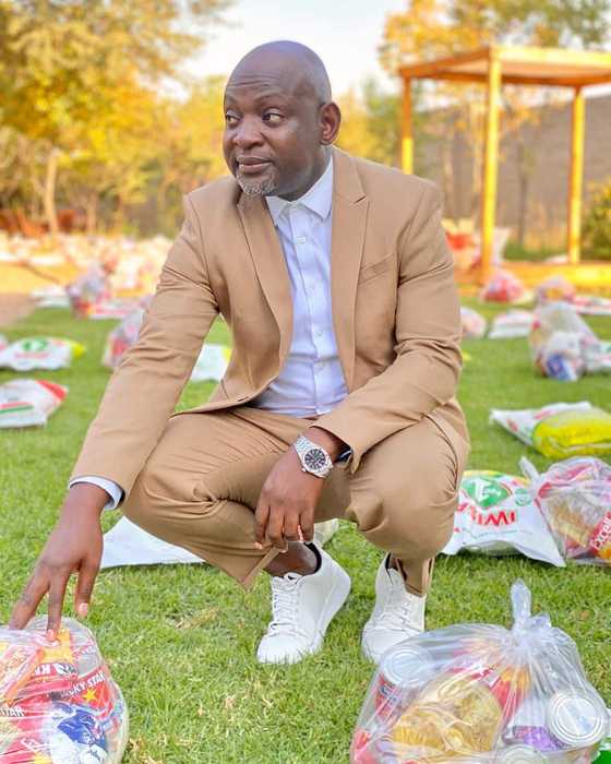 Collen Mashawana bio: age, son, partner, wedding, house, cars ...