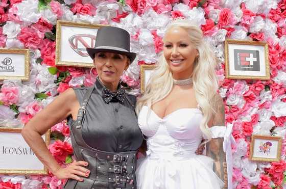 Meet Michael Levonchuck and Dorothy Rose, Amber Rose's parents ...