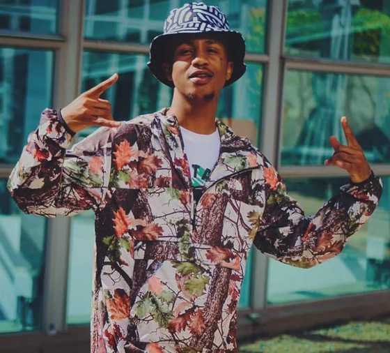 Emtee’s house, cars, and net worth in 2022: Inside the rapper’s ...