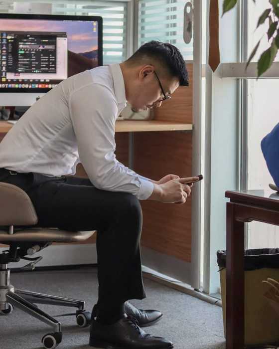 30+ good excuses to miss work on short notice. Missing work has never ...