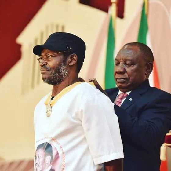 Mathatha Tsedu biography, age, family, qualifications, career, awards ...