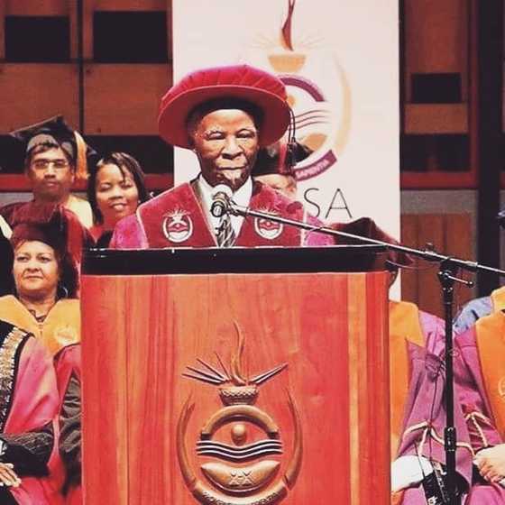 Thabo Mbeki age, children, wife, foundation, books, quotes, education ...