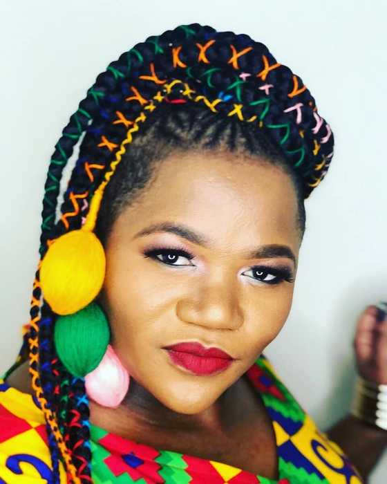 Busiswa biography: age, child, baby daddy, songs and albums - Briefly.co.za