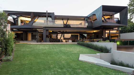 Top 10 most beautiful mansions in South Africa: exquisite homes ...