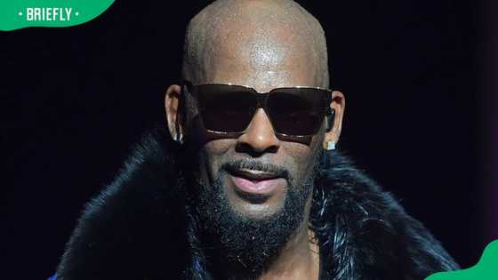 R. Kelly's net worth today: the R&B icon's financial fallout - Briefly ...