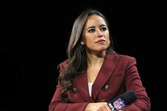 Who is Kaylee Hartung's husband, or is she dating? All about the sports ...