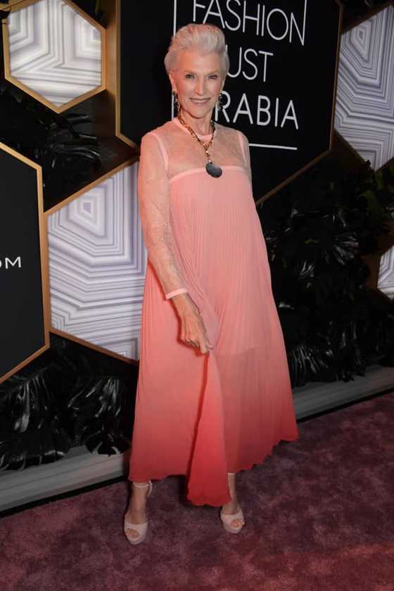 Maye Musk’s net worth, age, children, husband, height, diet, book ...