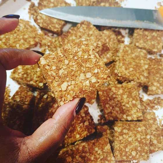 Easy crunchies recipe: South Africa style - Briefly.co.za