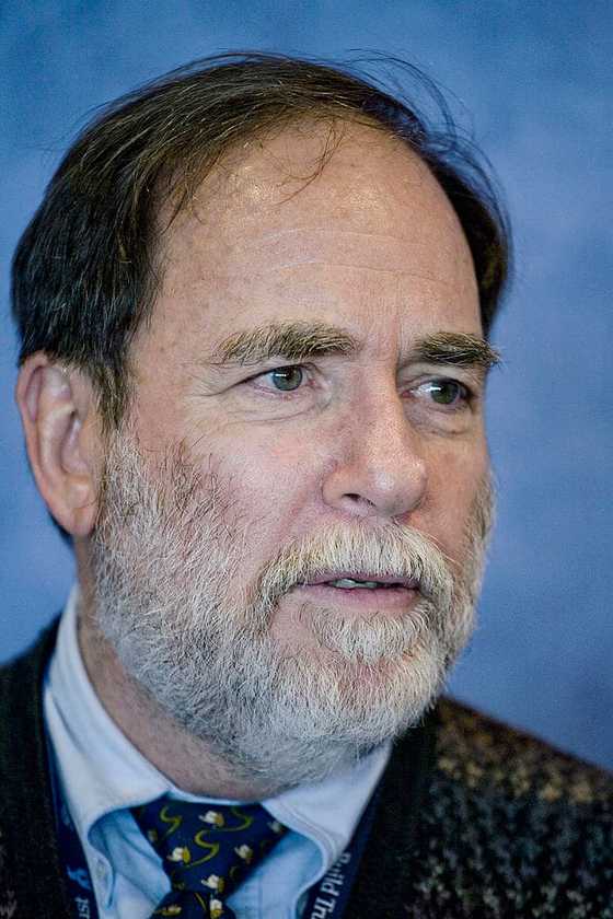 Nicky Oppenheimer’s bio: age, children, wife, businesses, net worth ...